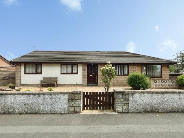 3 bedroom bungalow for sale