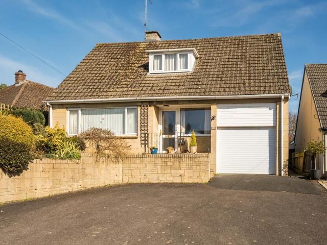 3 bedroom bungalow for sale