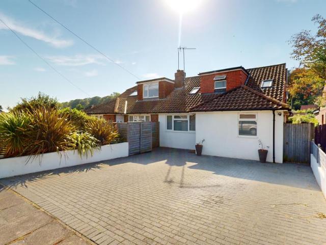 3 bedroom bungalow for sale
