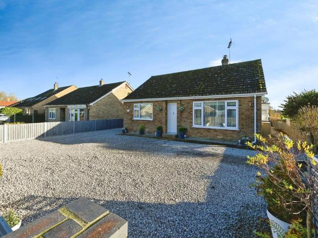 3 bedroom bungalow for sale