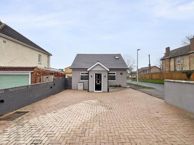 3 bedroom bungalow for sale