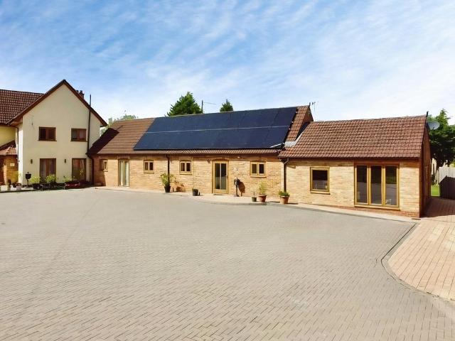 3 bedroom bungalow for sale