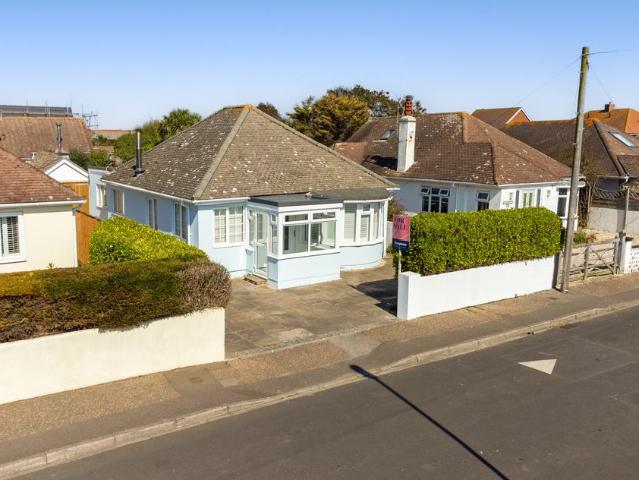 3 bedroom bungalow for sale