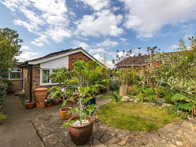 3 bedroom bungalow for sale