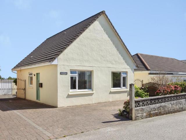 3 bedroom bungalow for sale