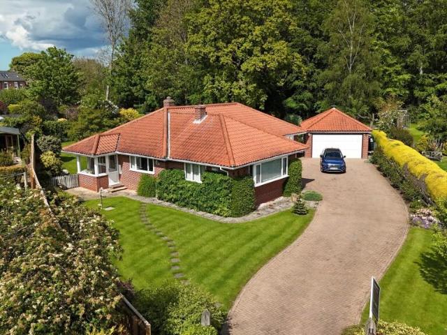 3 bedroom bungalow for sale