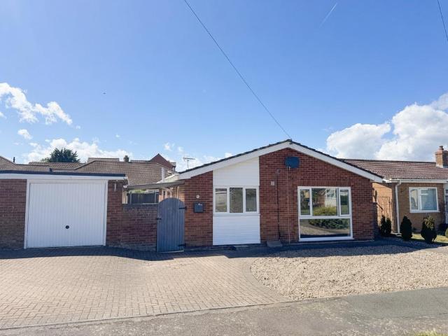 3 bedroom bungalow for sale
