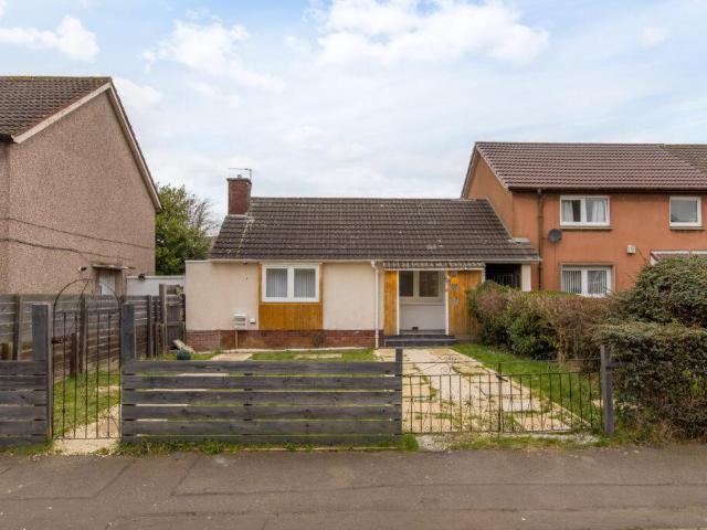 3 bedroom bungalow for sale