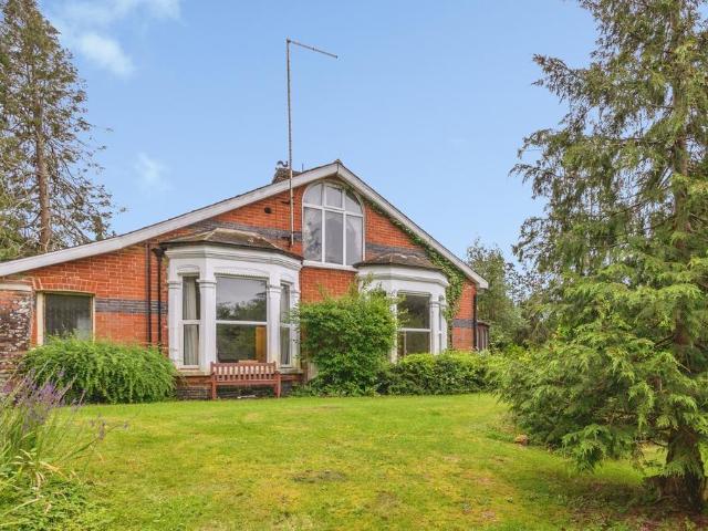 3 bedroom bungalow for sale