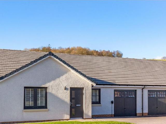 3 bedroom bungalow for sale
