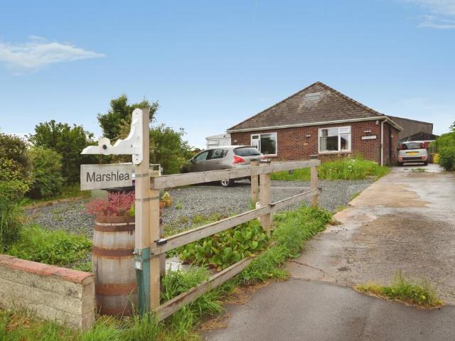 3 bedroom bungalow for sale