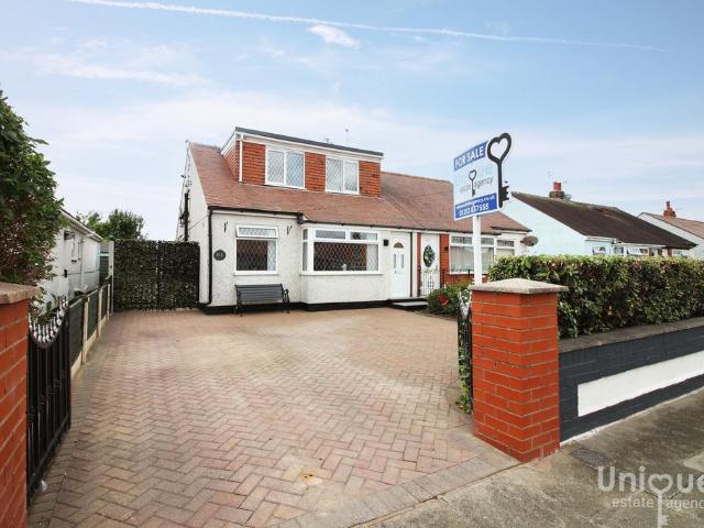 3 bedroom bungalow for sale
