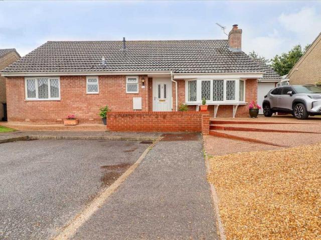 3 bedroom bungalow for sale