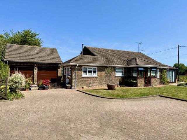 3 bedroom bungalow for sale