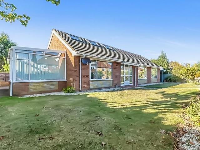3 bedroom bungalow for sale