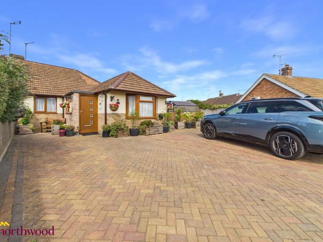 3 bedroom bungalow for sale