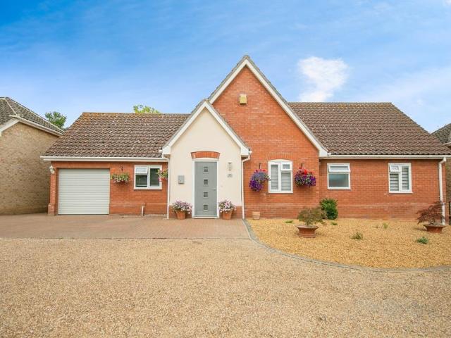 3 bedroom bungalow for sale