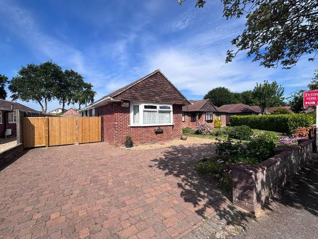 3 bedroom bungalow for sale