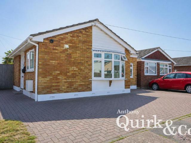 3 bedroom bungalow for sale