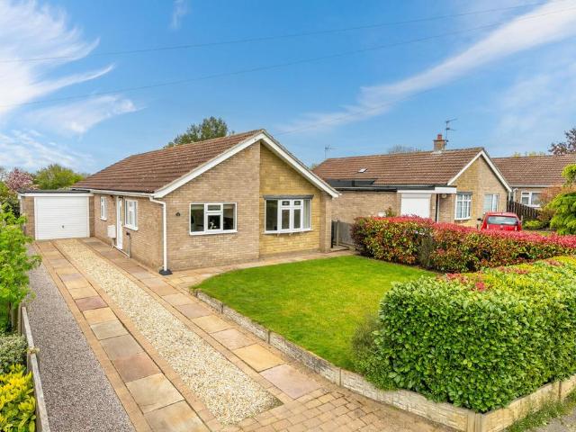 3 bedroom bungalow for sale