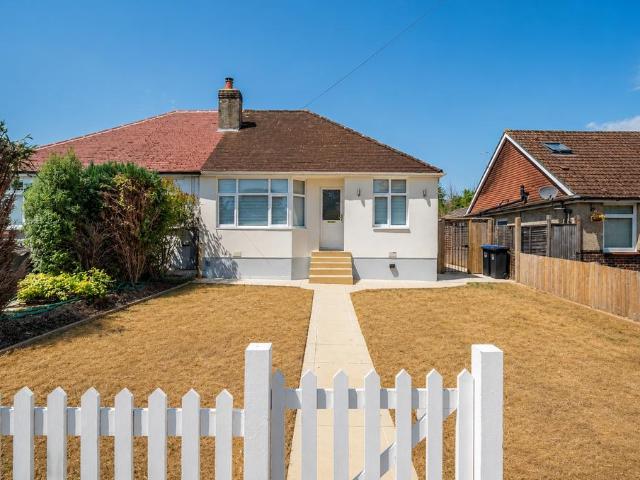 3 bedroom bungalow for sale