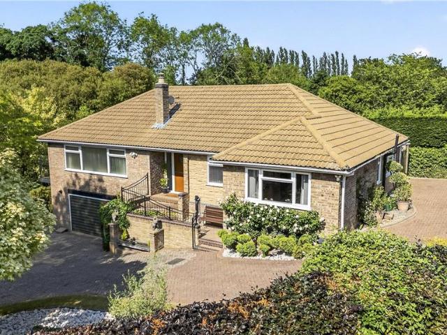 3 bedroom bungalow for sale