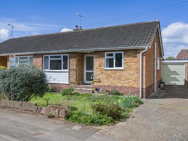 3 bedroom bungalow for sale