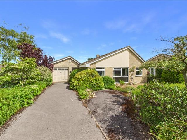 3 bedroom bungalow for sale