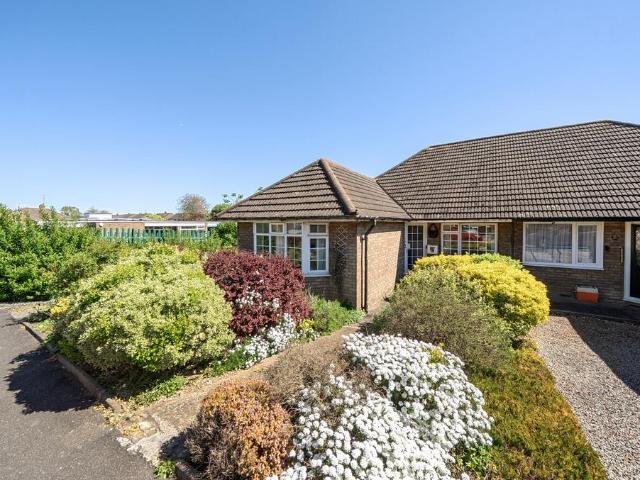 3 bedroom bungalow for sale
