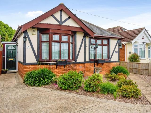 3 bedroom bungalow for sale