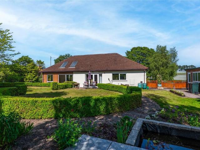 3 bedroom bungalow for sale