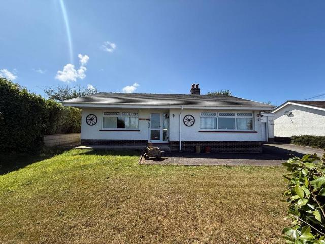 3 bedroom bungalow for sale