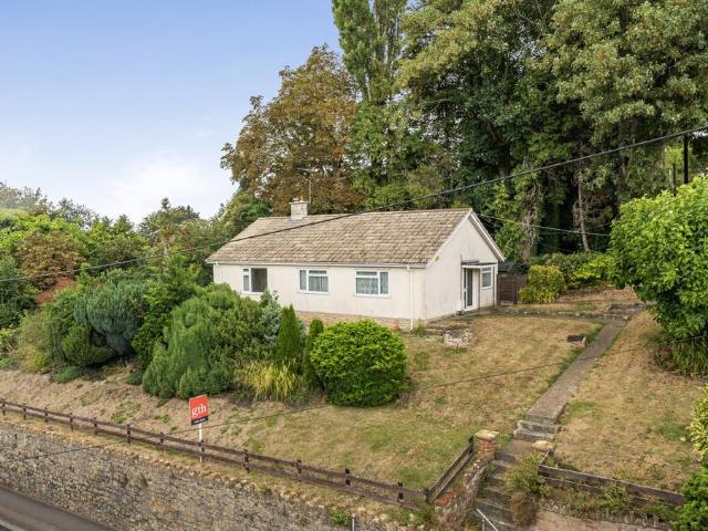 3 bedroom bungalow for sale