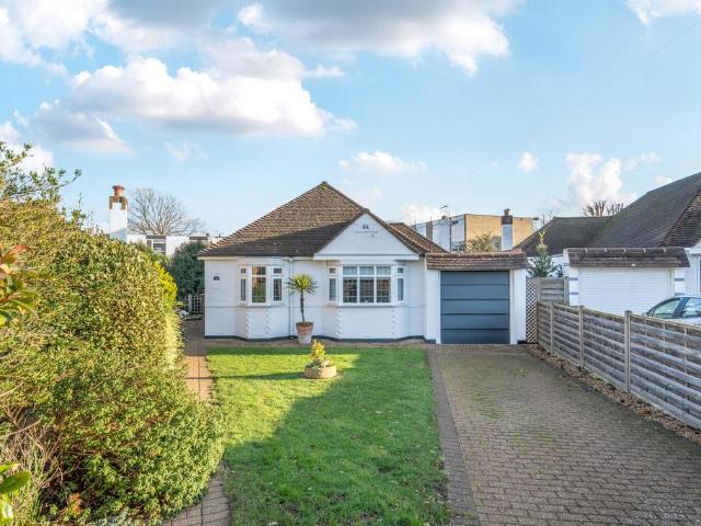 3 bedroom bungalow for sale
