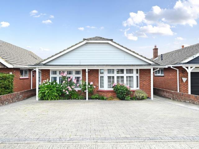 3 bedroom bungalow for sale