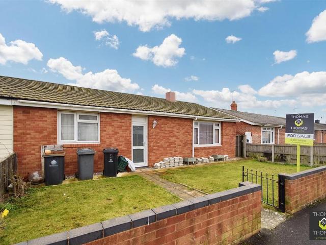 3 bedroom bungalow for sale