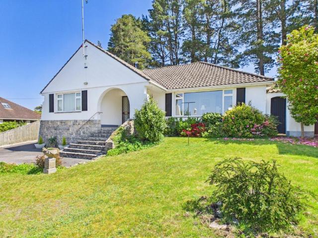 3 bedroom bungalow for sale