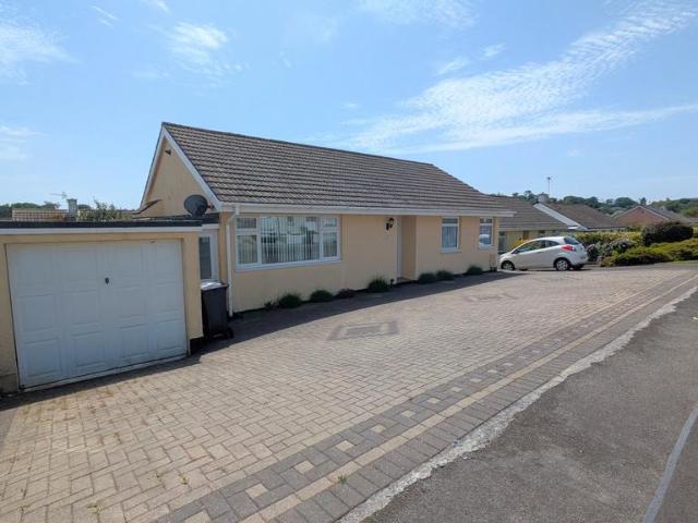 3 bedroom bungalow for sale