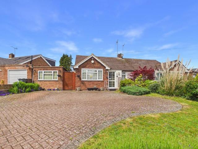 3 bedroom bungalow for sale