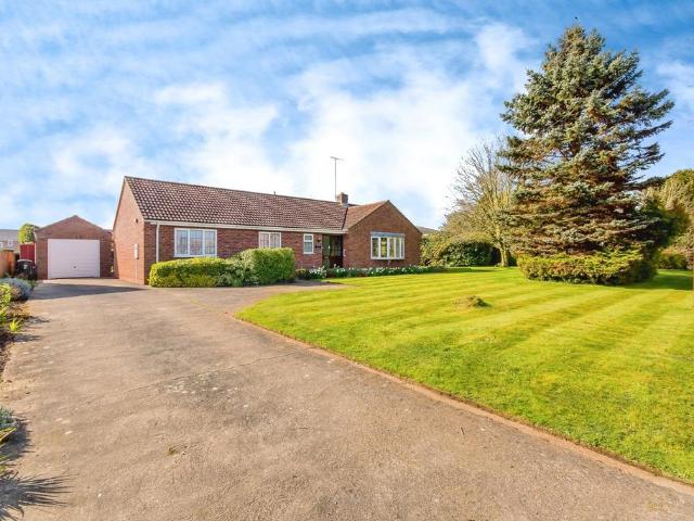 3 bedroom bungalow for sale