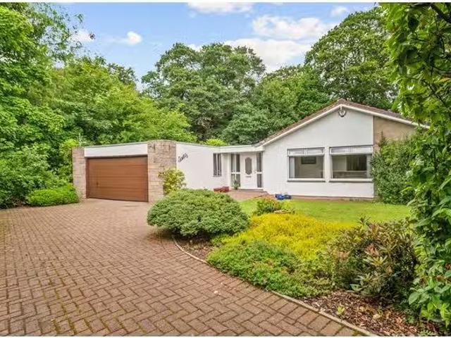 3 bedroom bungalow for sale, 7 Murieston Grove, Livingston, We.