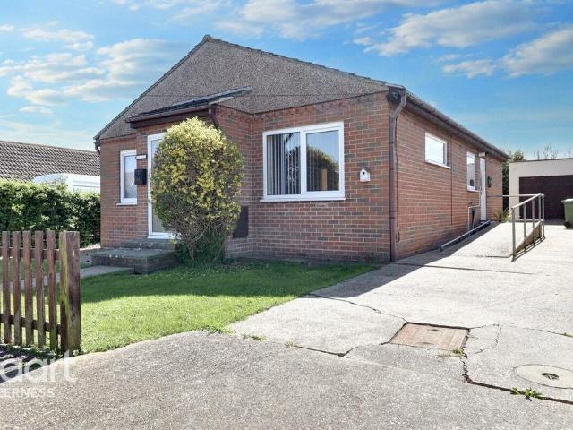 3 bedroom bungalow for sale