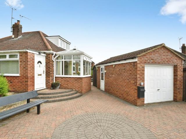 3 bedroom bungalow for sale