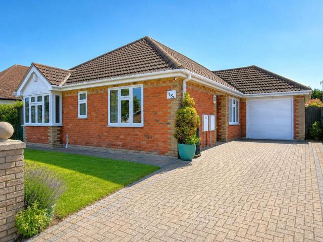 3 bedroom bungalow for sale