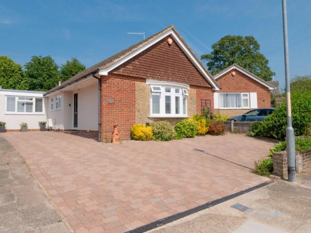 3 bedroom bungalow for sale