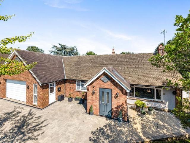 3 bedroom bungalow for sale