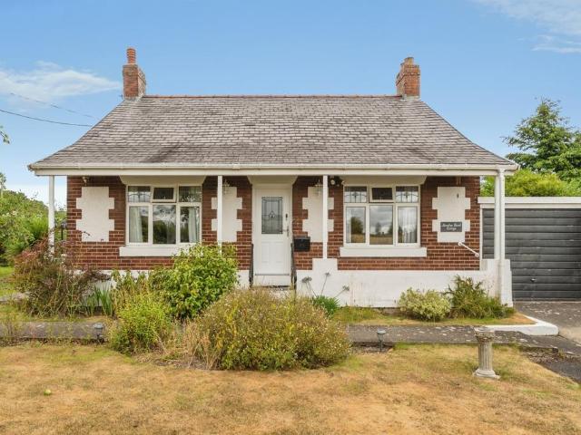 3 bedroom bungalow for sale