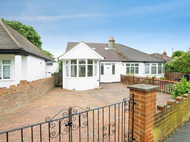 3 bedroom bungalow for sale