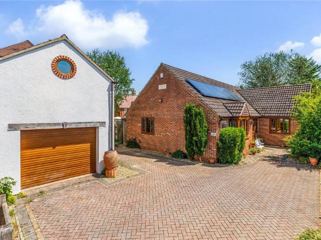 3 bedroom bungalow for sale