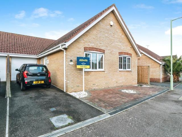3 bedroom bungalow for sale